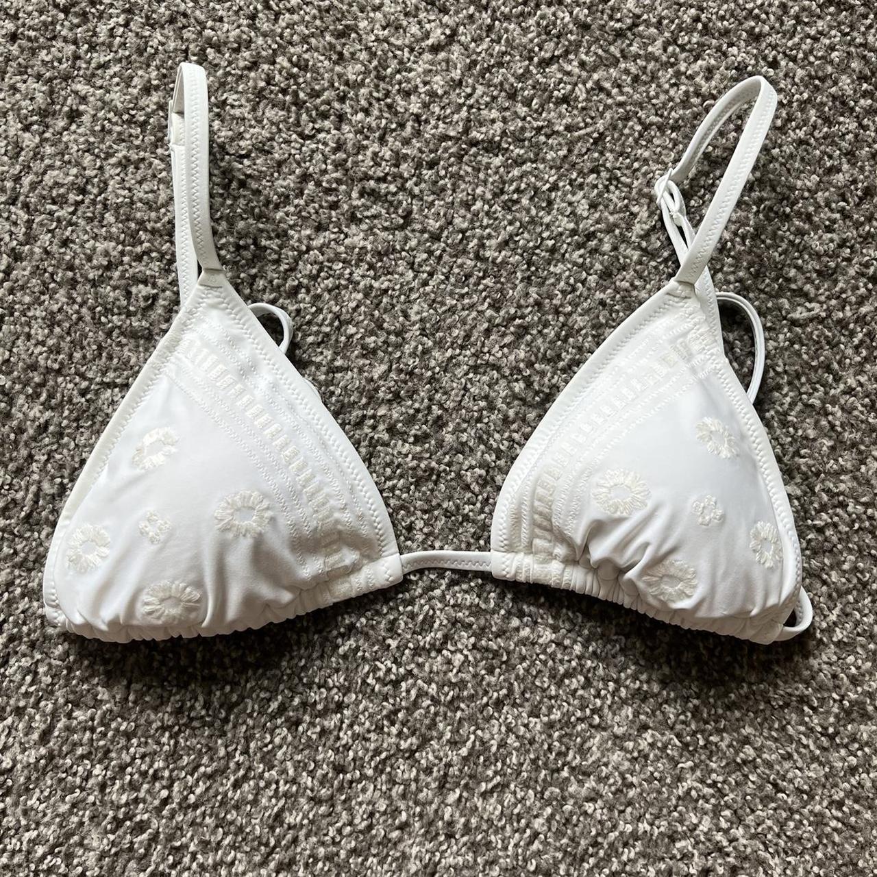 Aerie white triangle bikini top Only worn one time... - Depop