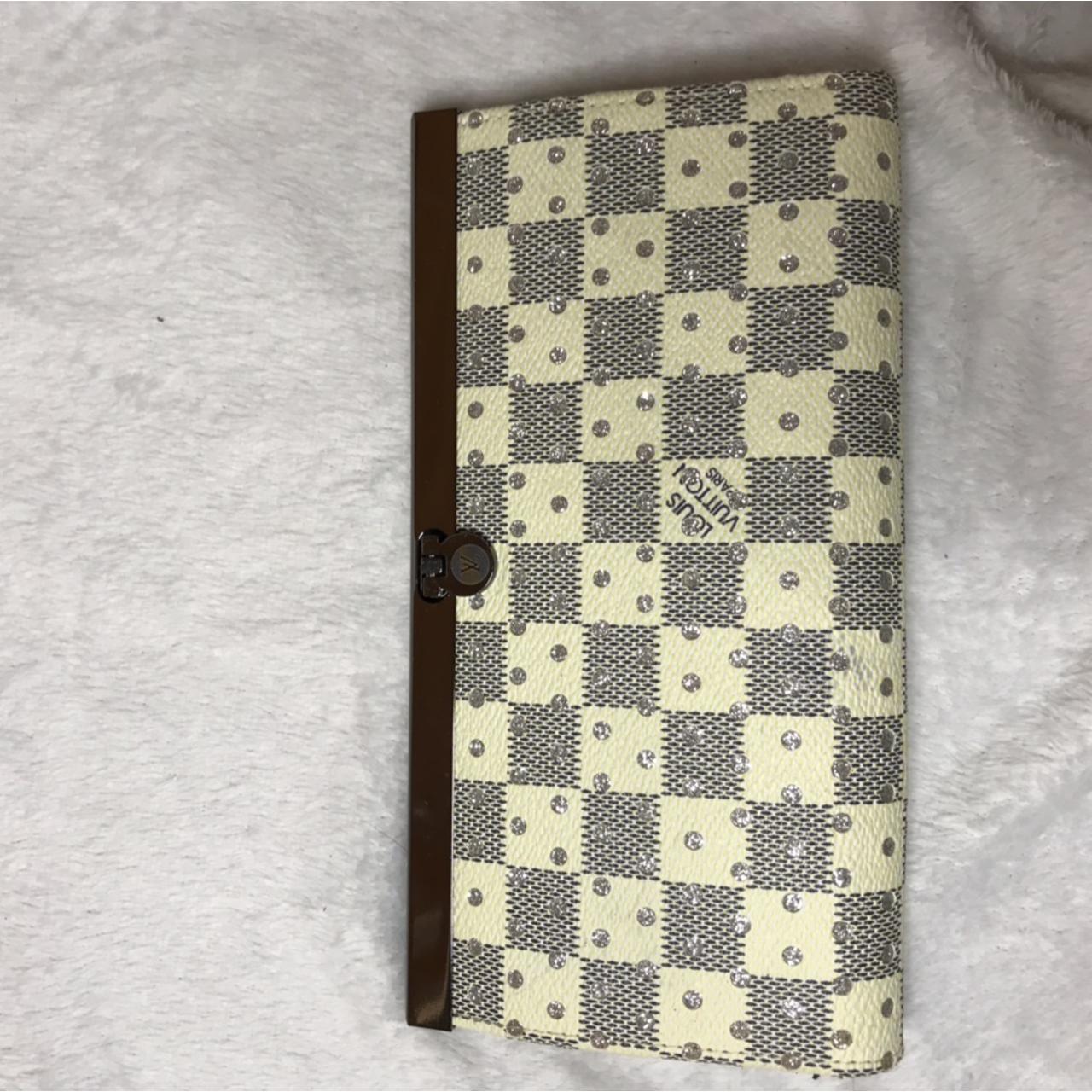 Louis vuitton purse ️ •Gorgeous design •Fold over and... - Depop