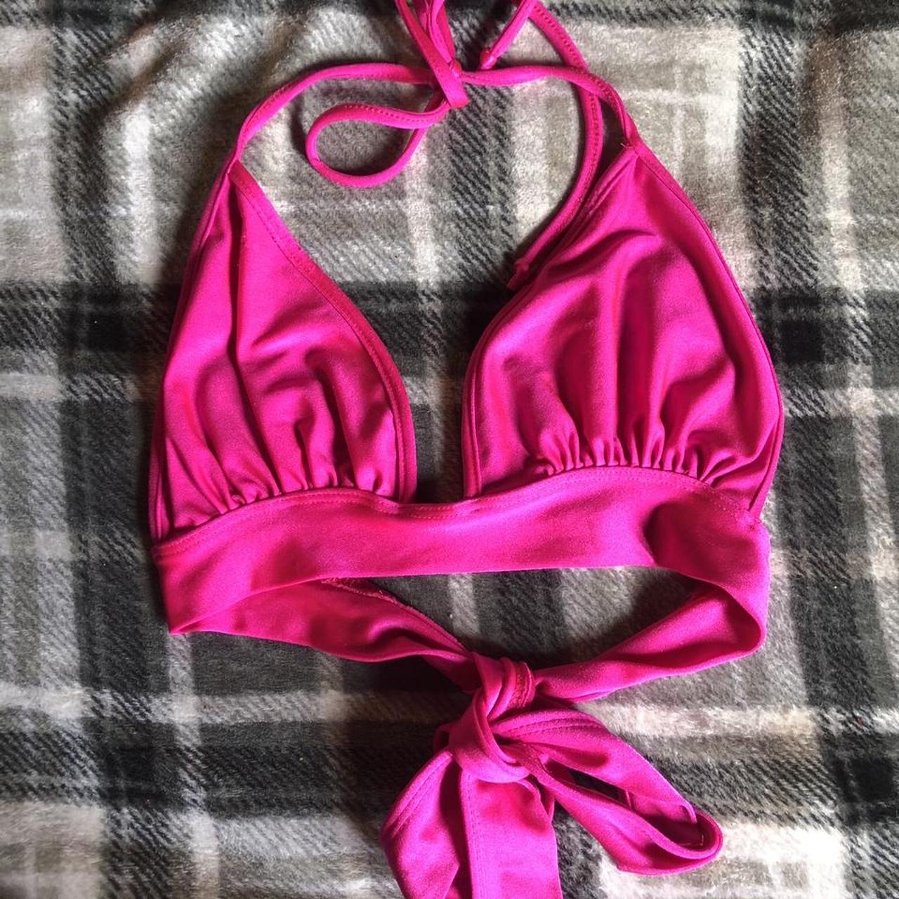Hot pink rave wrap top💖💓 only worn once to a rave... - Depop