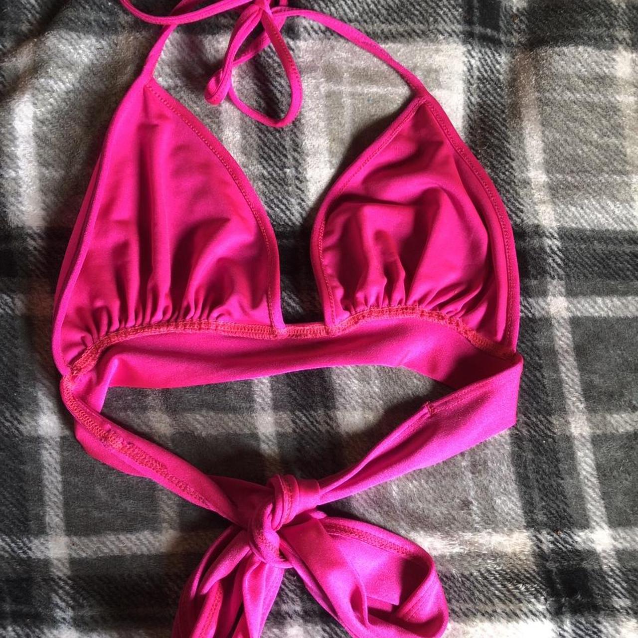 Hot pink rave wrap top💖💓 only worn once to a rave... - Depop
