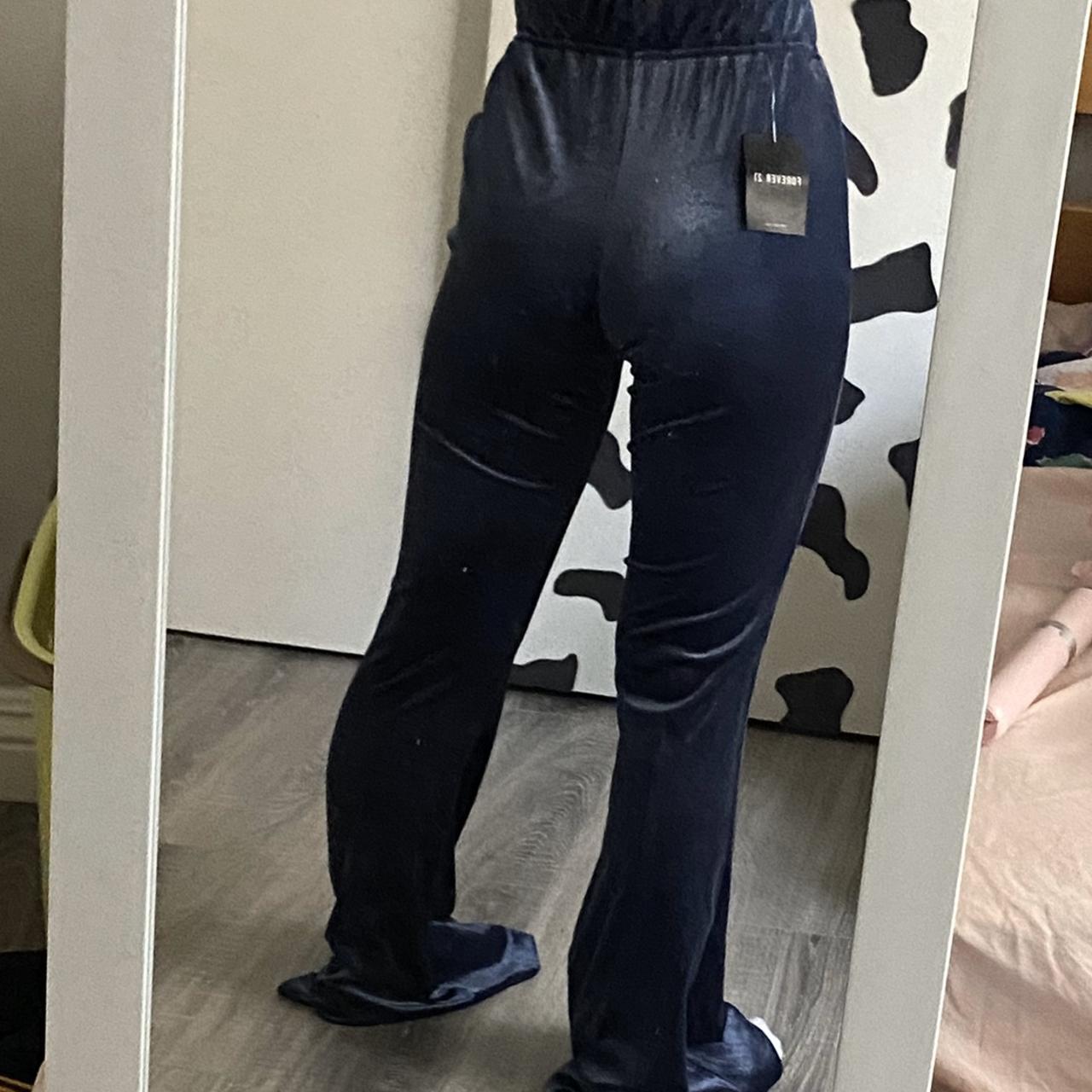 BNWT y2k blue velvet flowy flare pants 💎 SUPER soft... - Depop