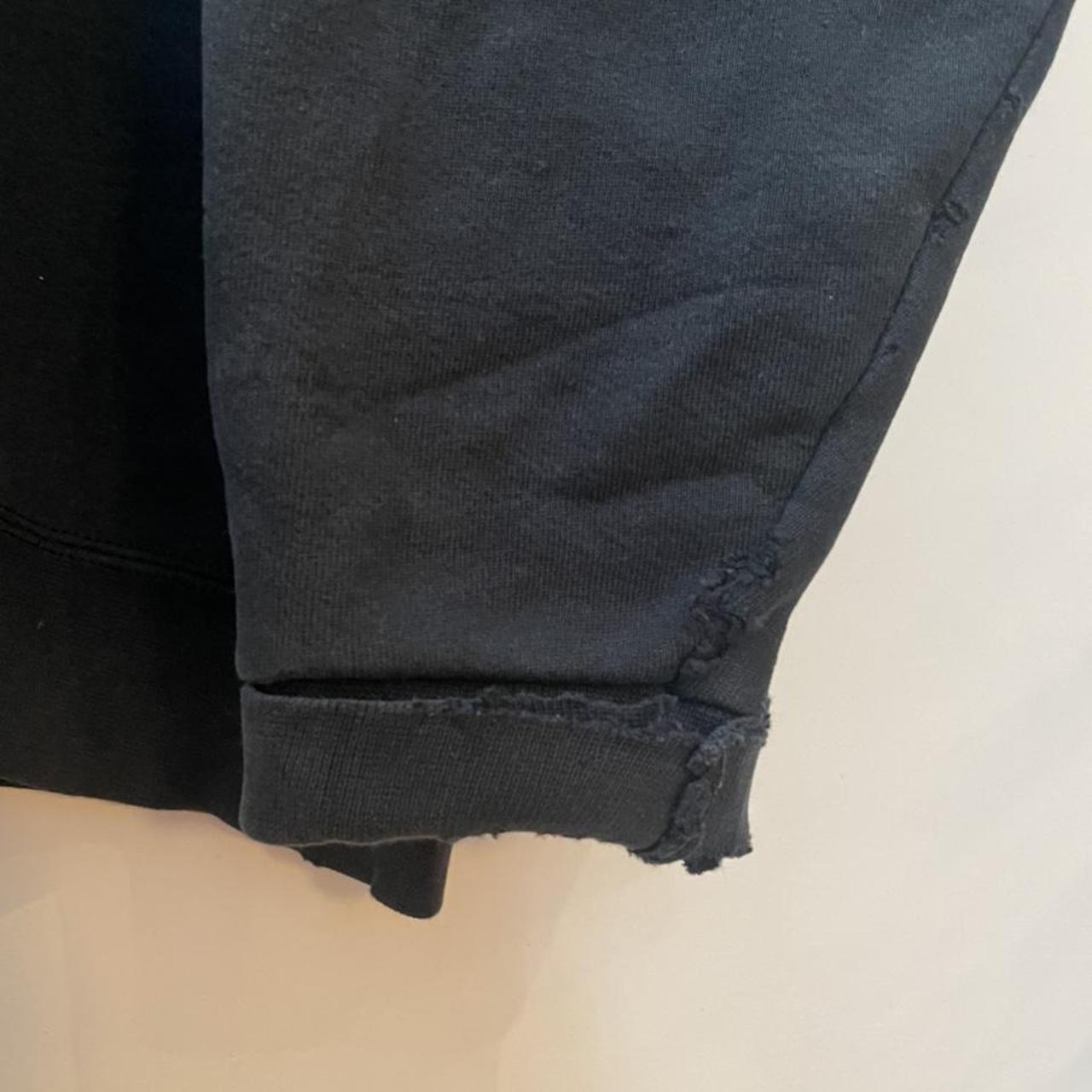 Scruffy vintage black Nike jumper size XL - fits a... - Depop