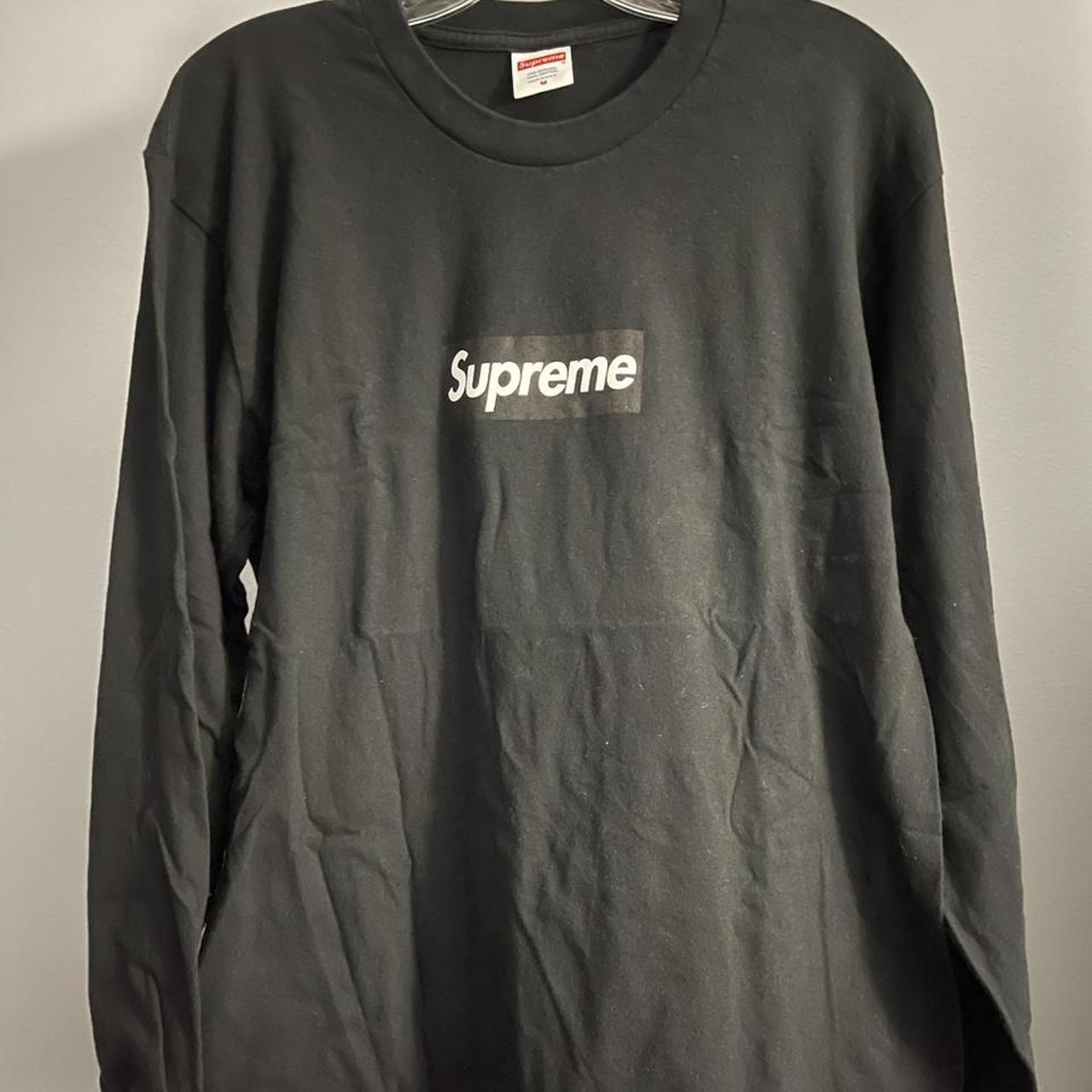 Supreme Men's T-shirt | Depop