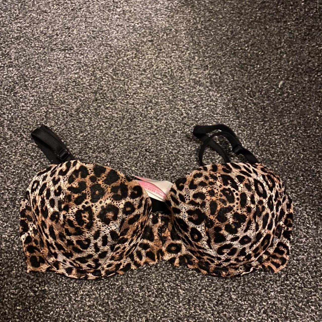 Victoria secret leopard print bra amazing condition... - Depop