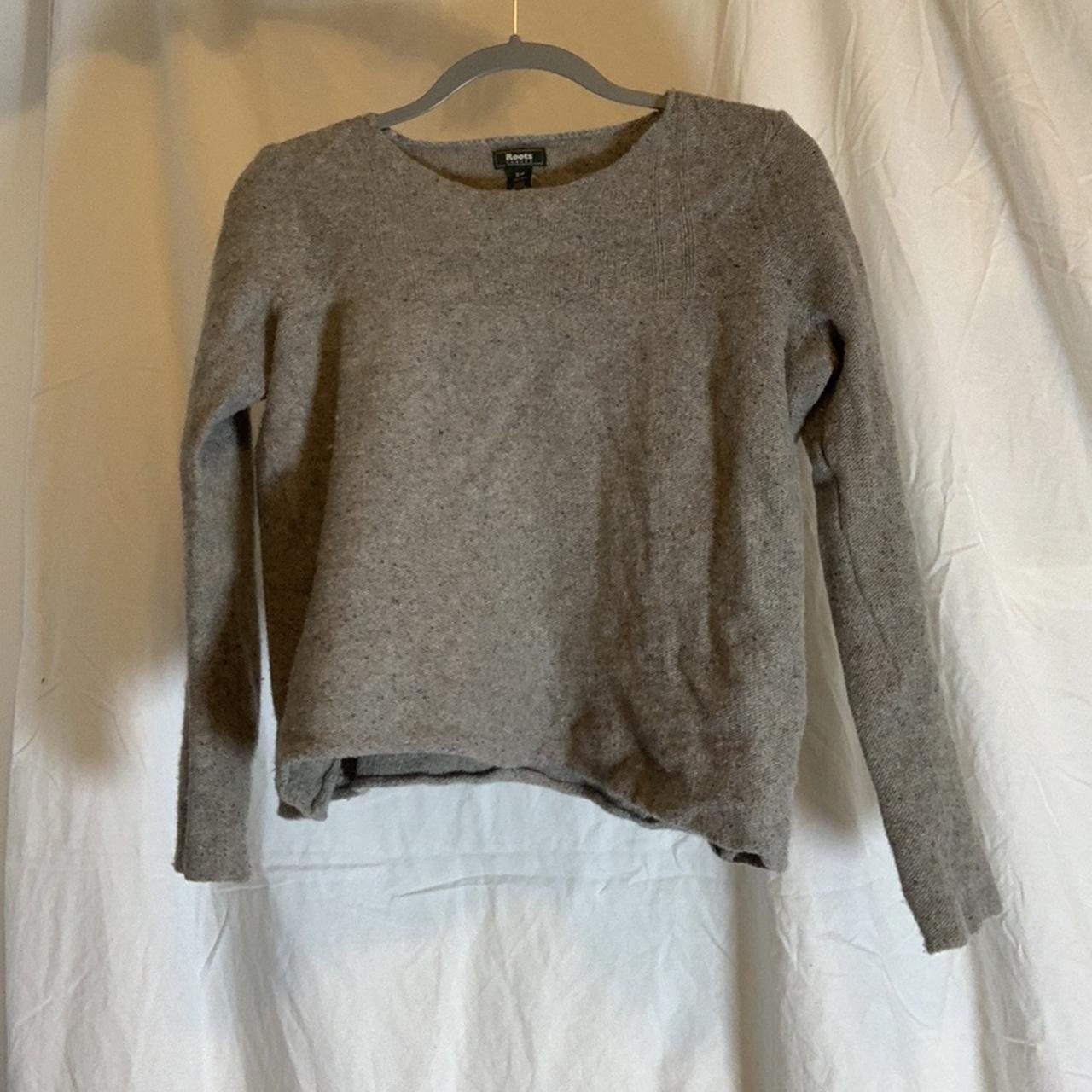 Roots gray sweater -very warm and comfortable... - Depop