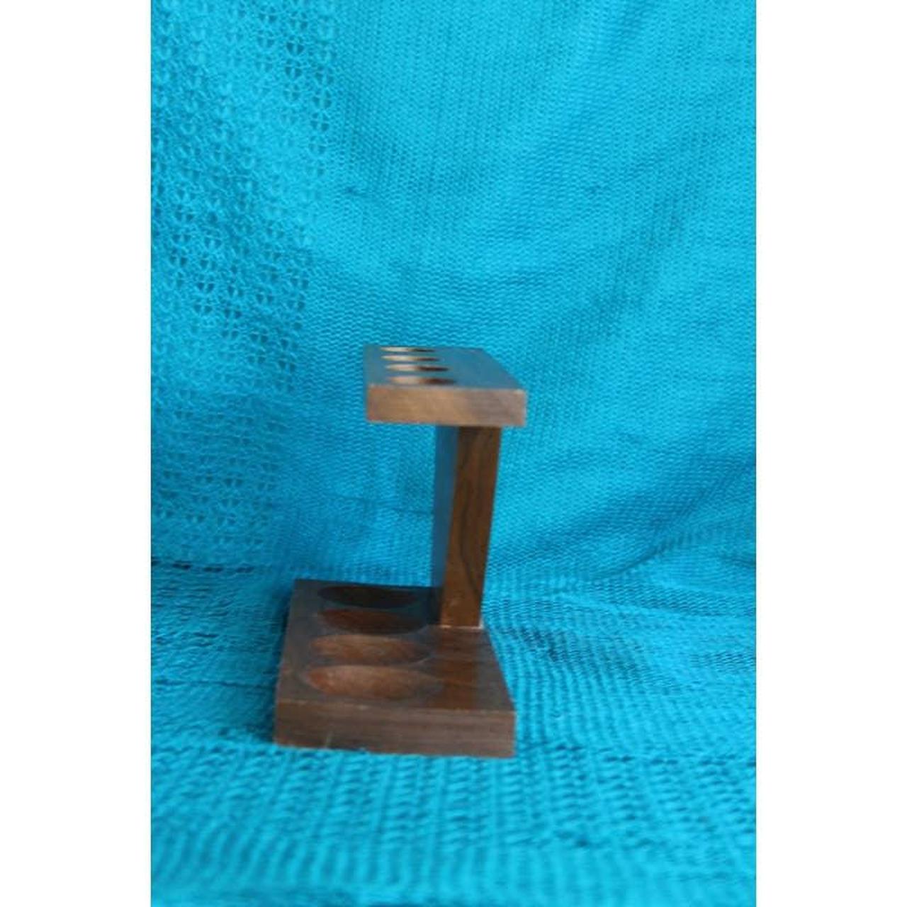 Mid century Wood Pipe stand for 6 pipes.... - Depop