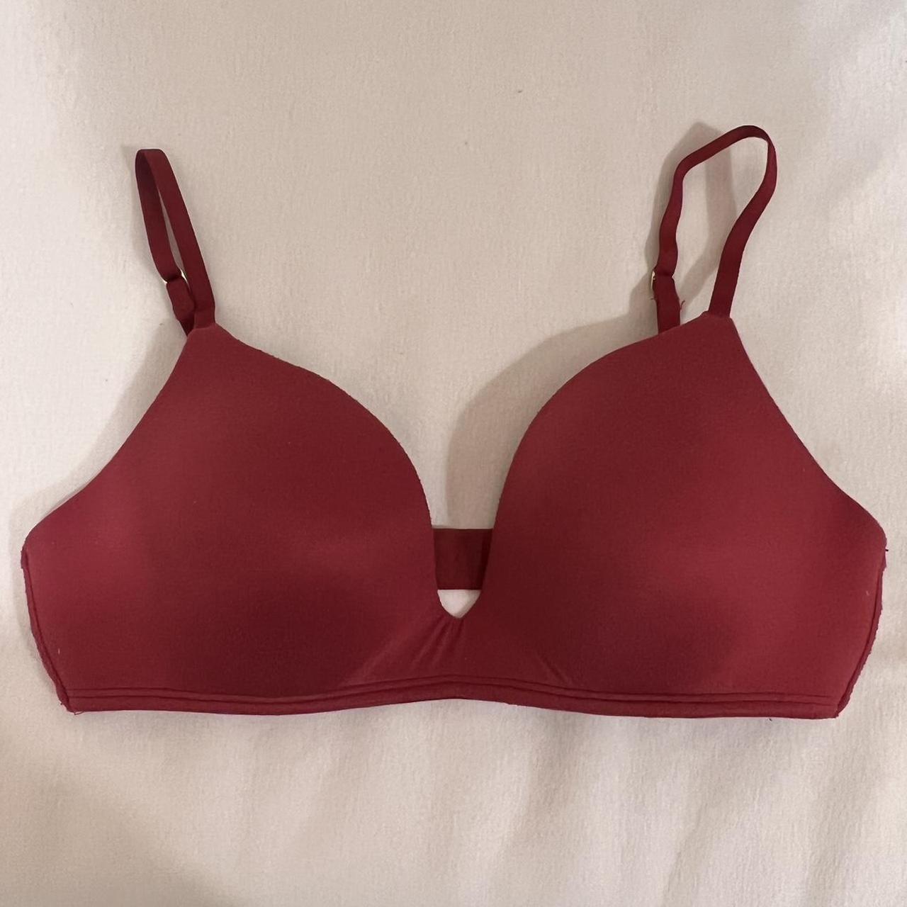 Hollister Co. Women's Red Bra | Depop