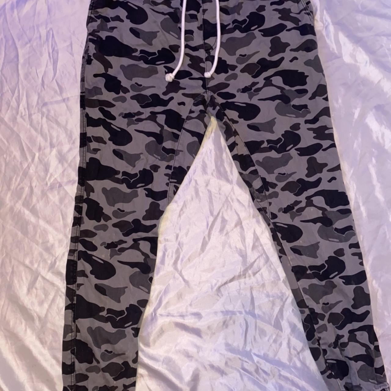 H&M Divided Camo Joggers Size 34 Fits well. Open to... - Depop