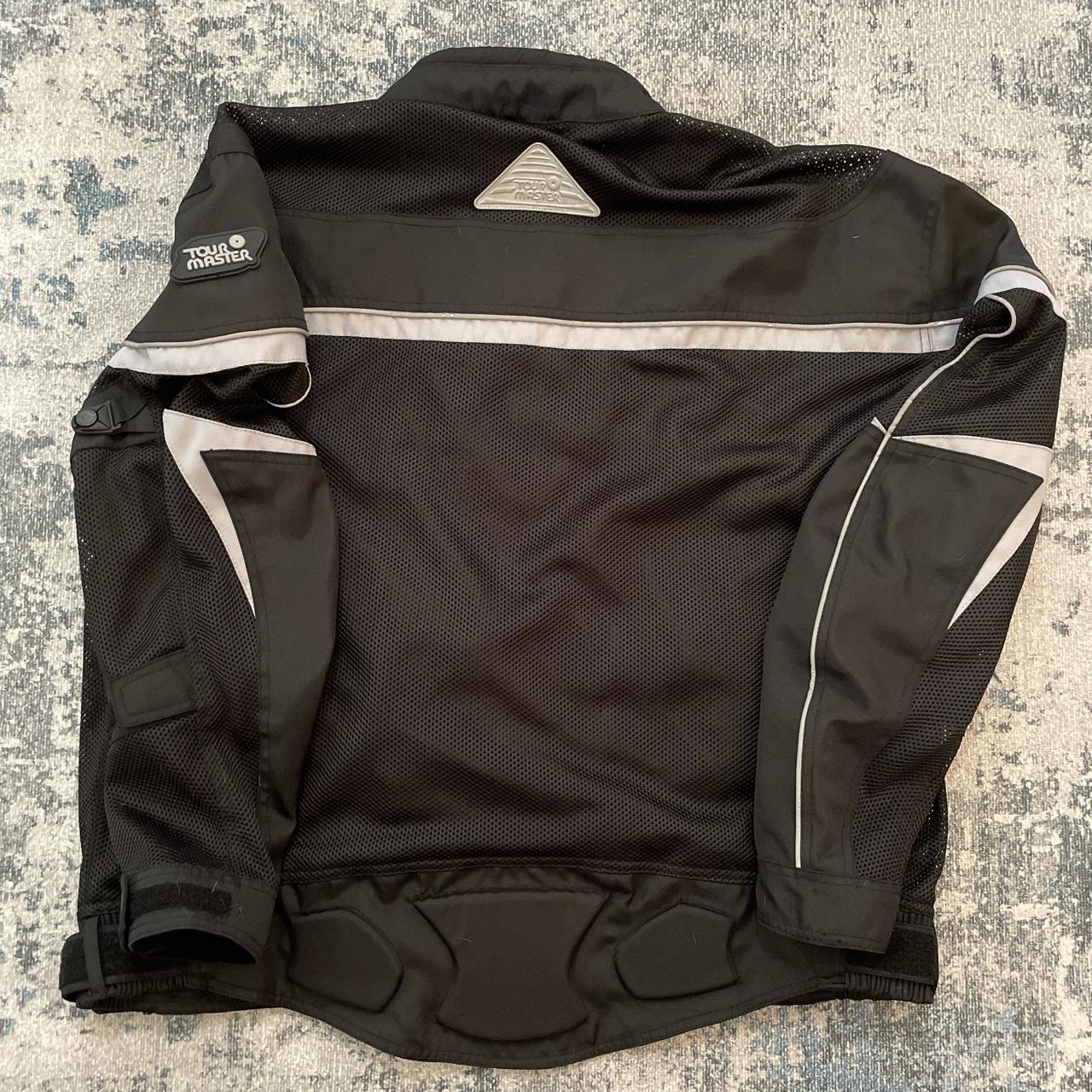 Tour Master Draft... - Depop