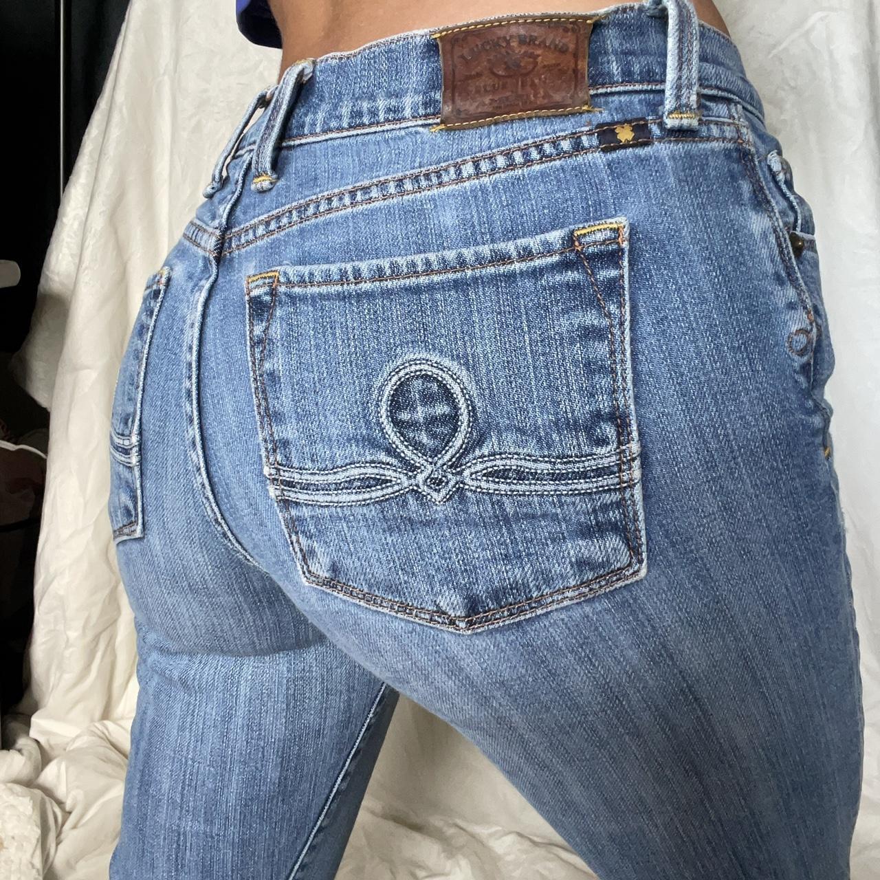 bootcut Lucky Brand jeans :) i’m 5’4 size 2 & these... - Depop