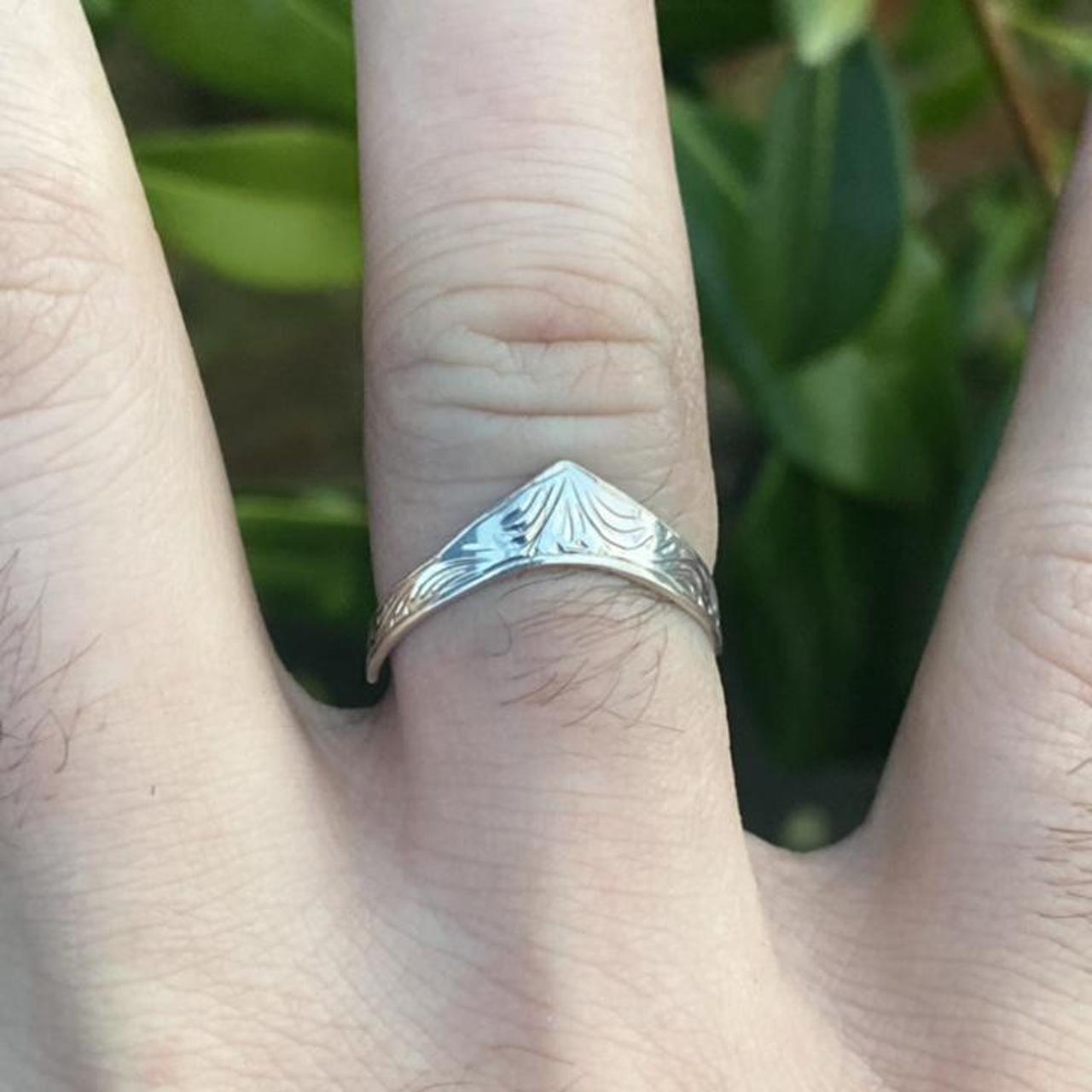 Sick ring: looks like Aragon’s Crown I’m Return of... - Depop