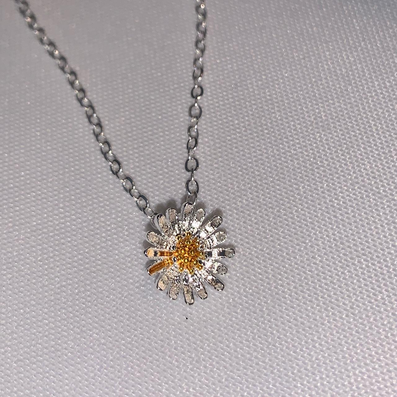 Silver “Daisy” Necklace Chain length: 18” Chain... - Depop