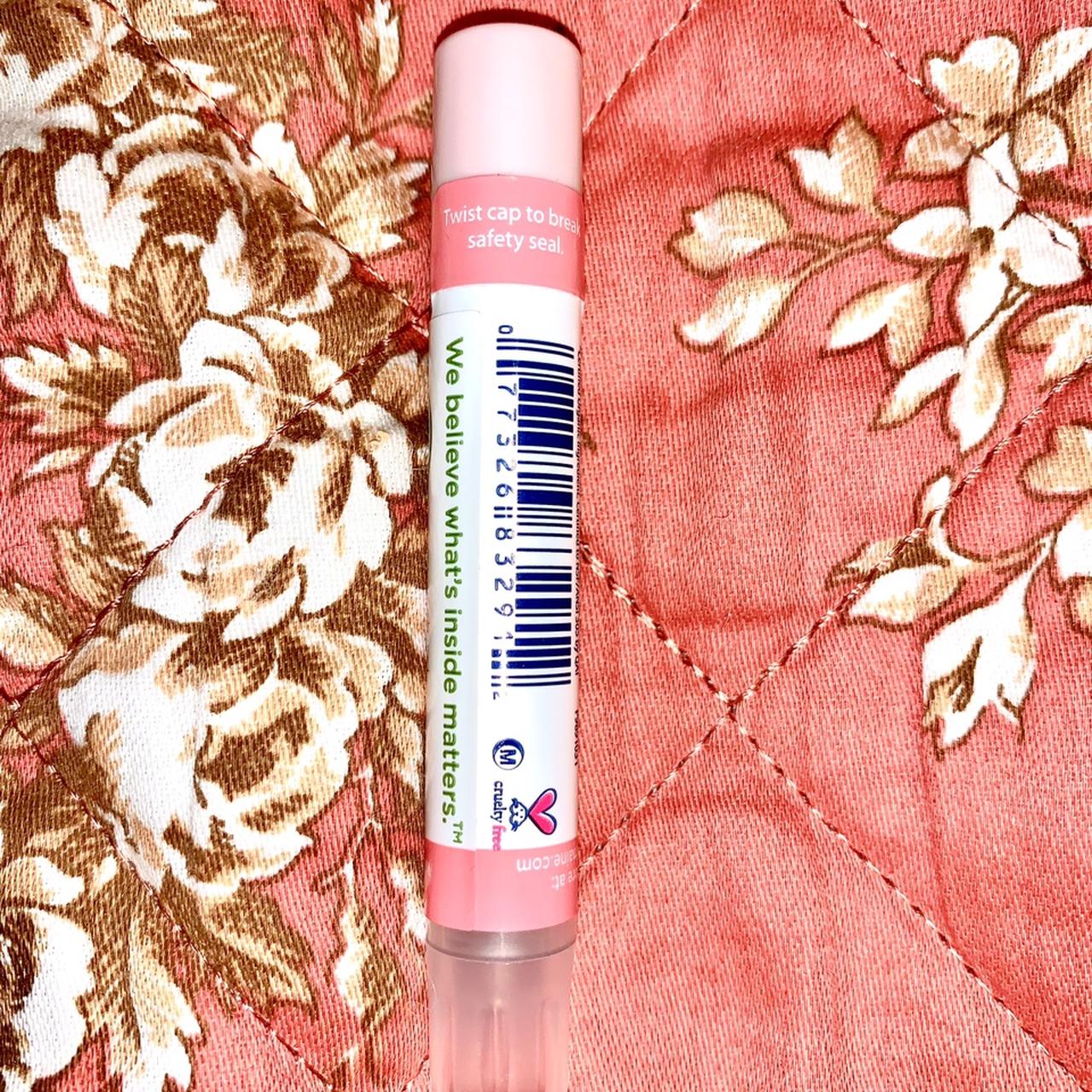 UN OPENED👍👍👍👍 1 singular Tom lipstick I am selling... - Depop