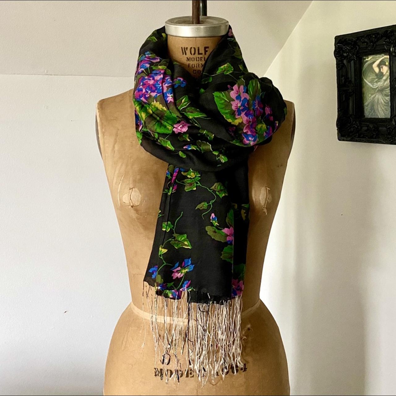 Betsey Johnson Women's Scarf-wraps | Depop