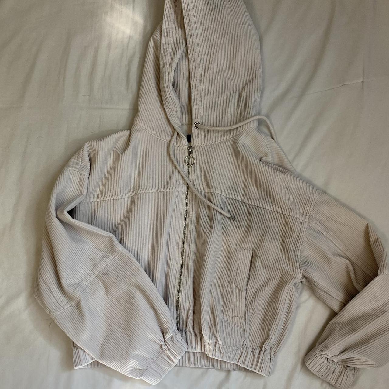 Women's Cream and White Jacket | Depop