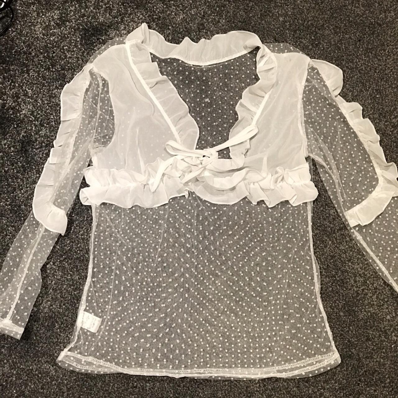 Pretty lace white mesh top Never worn Size 8 small - Depop
