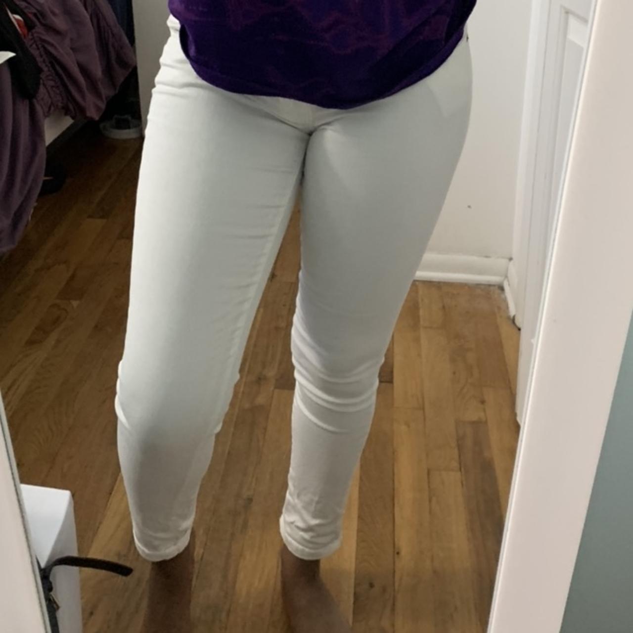 low rise white jeans size 25 (xs/small) from Forever... - Depop