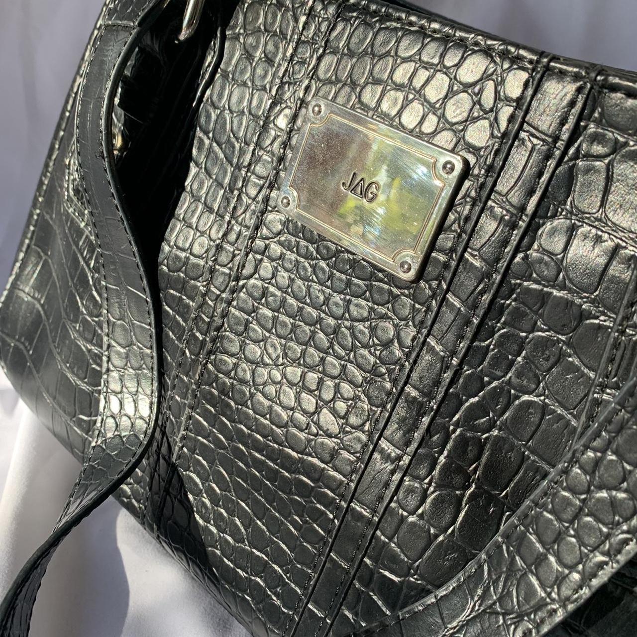 Authentic JAG shoulder bag ( hey that rhymes) Great... - Depop