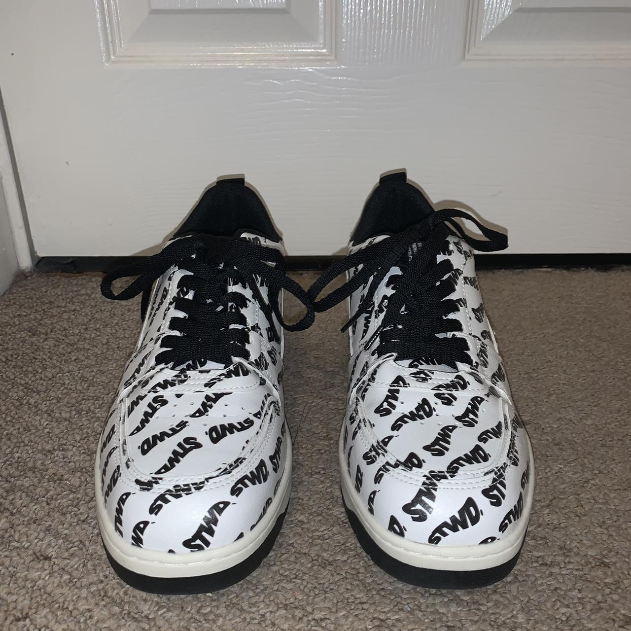 Pull and Bear STWD shoes white / black Size:... - Depop