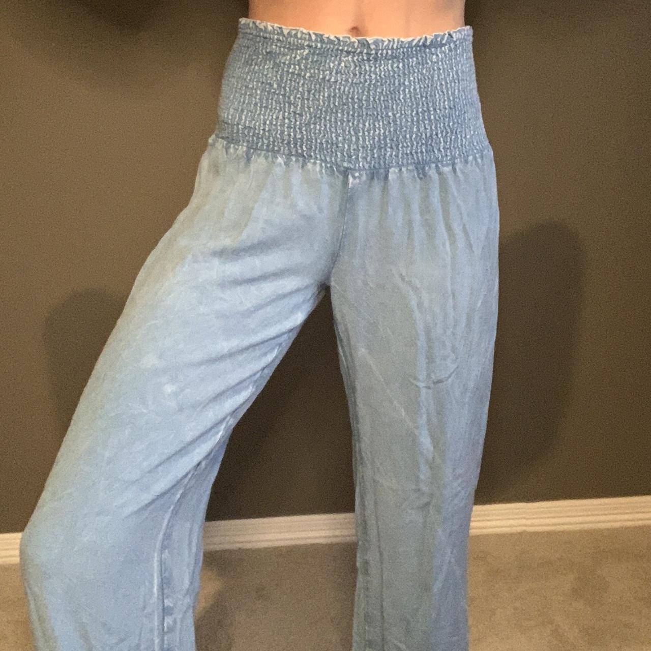 bohemian light blue flowy pants! fits super well on... - Depop