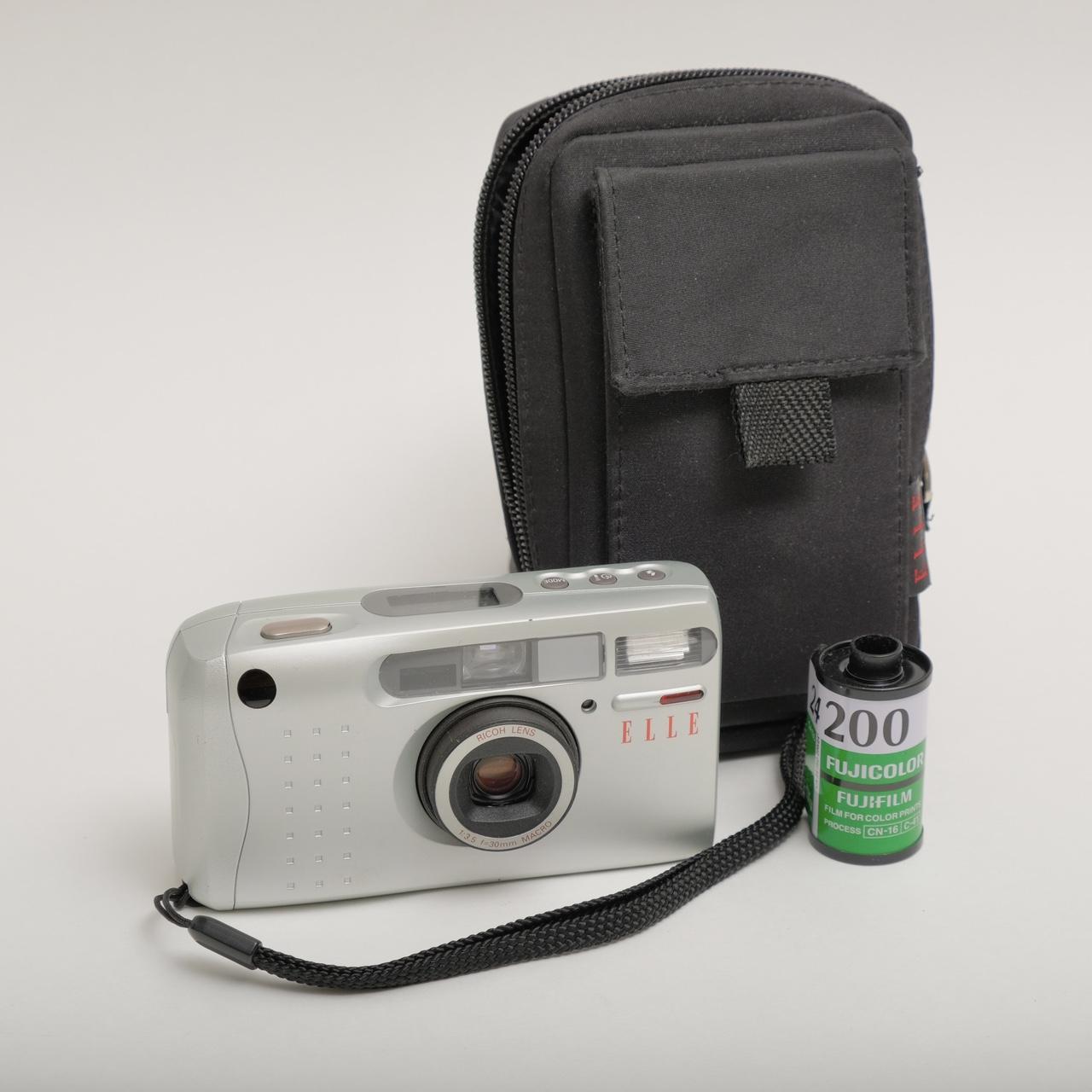 Ricoh Silver and Red Cameras-and-accessories | Depop