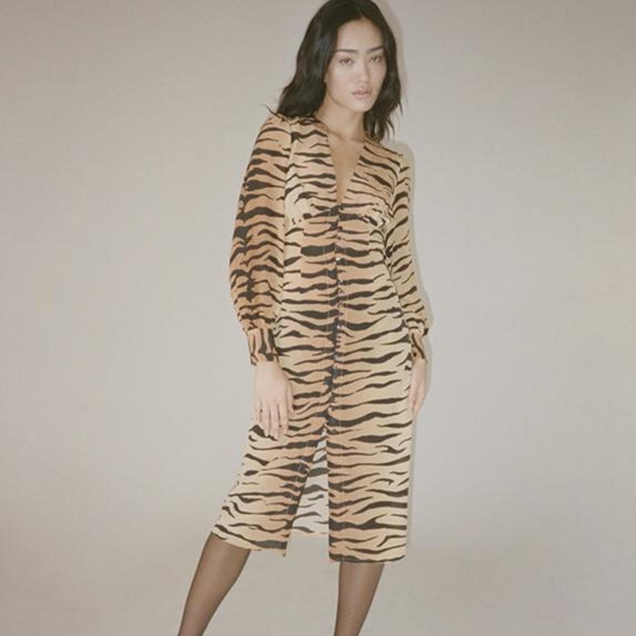 realisation par tiger dress. worn once! super cute... - Depop