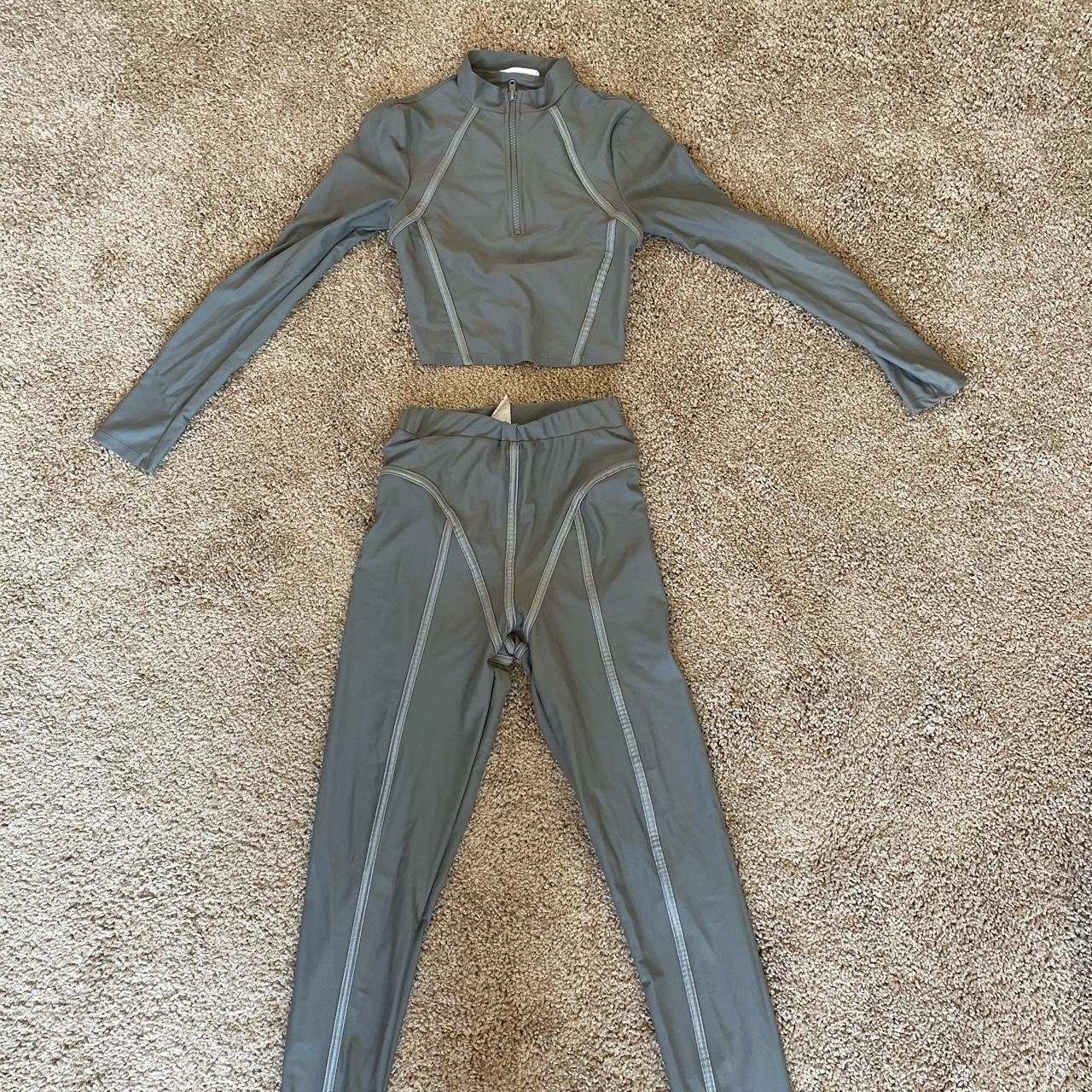 olive ole 2 piece set - Depop