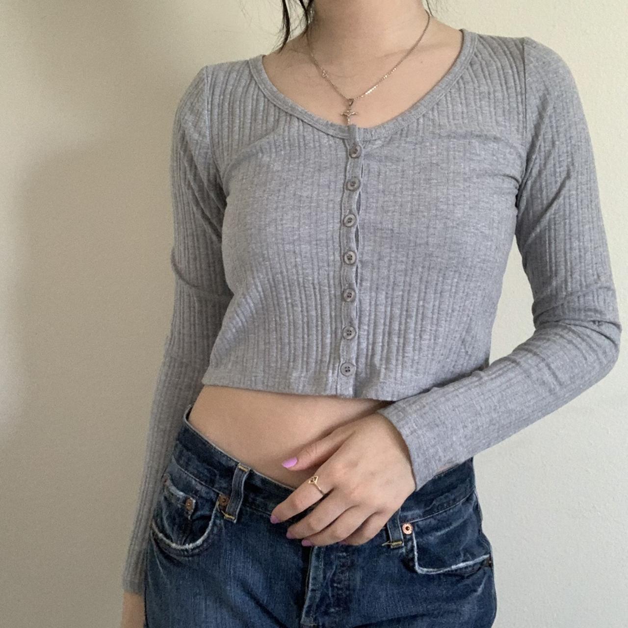 Papaya Women's Grey Crop-top | Depop