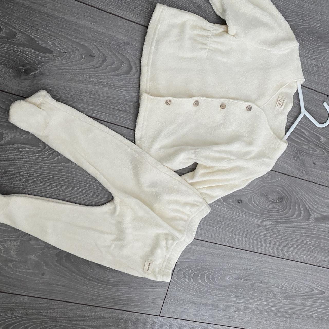 6-12 month brand new velour /towlin set - Depop