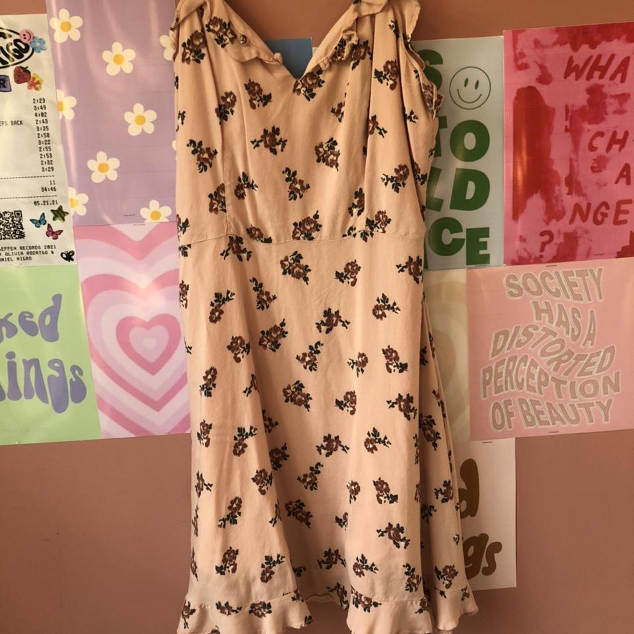 Willow & Clay Women's Pink and Cream Dress | Depop