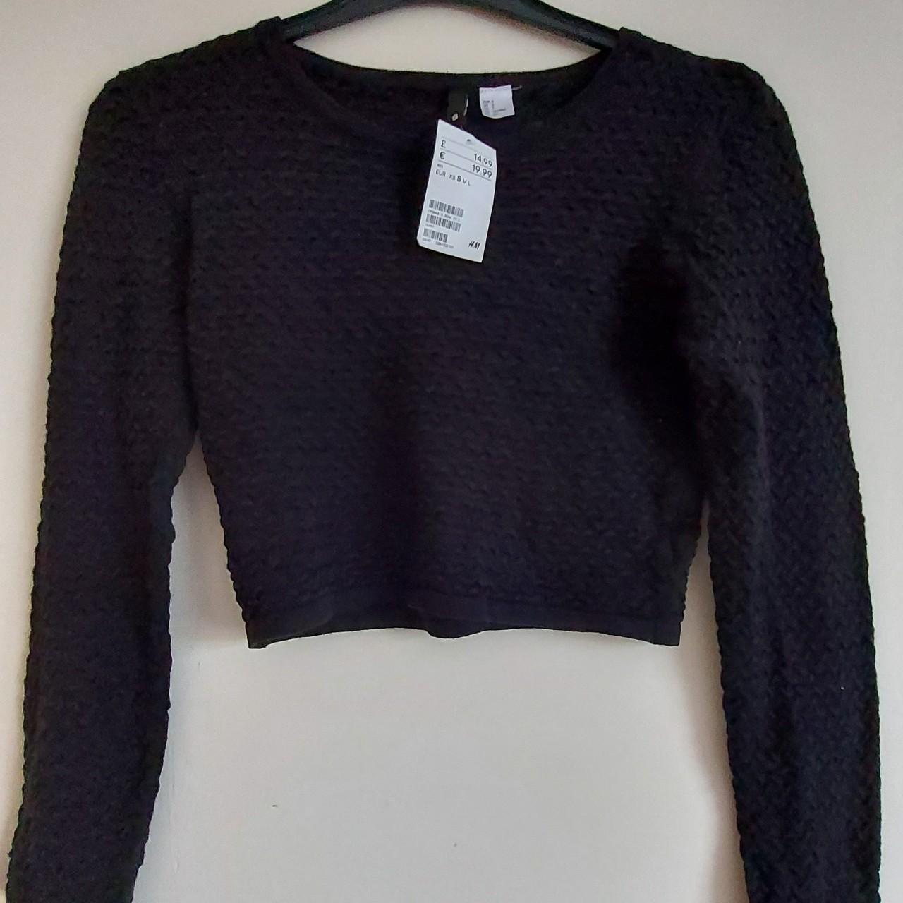 H&M Black crop top long sleeved brand new with tags.... - Depop