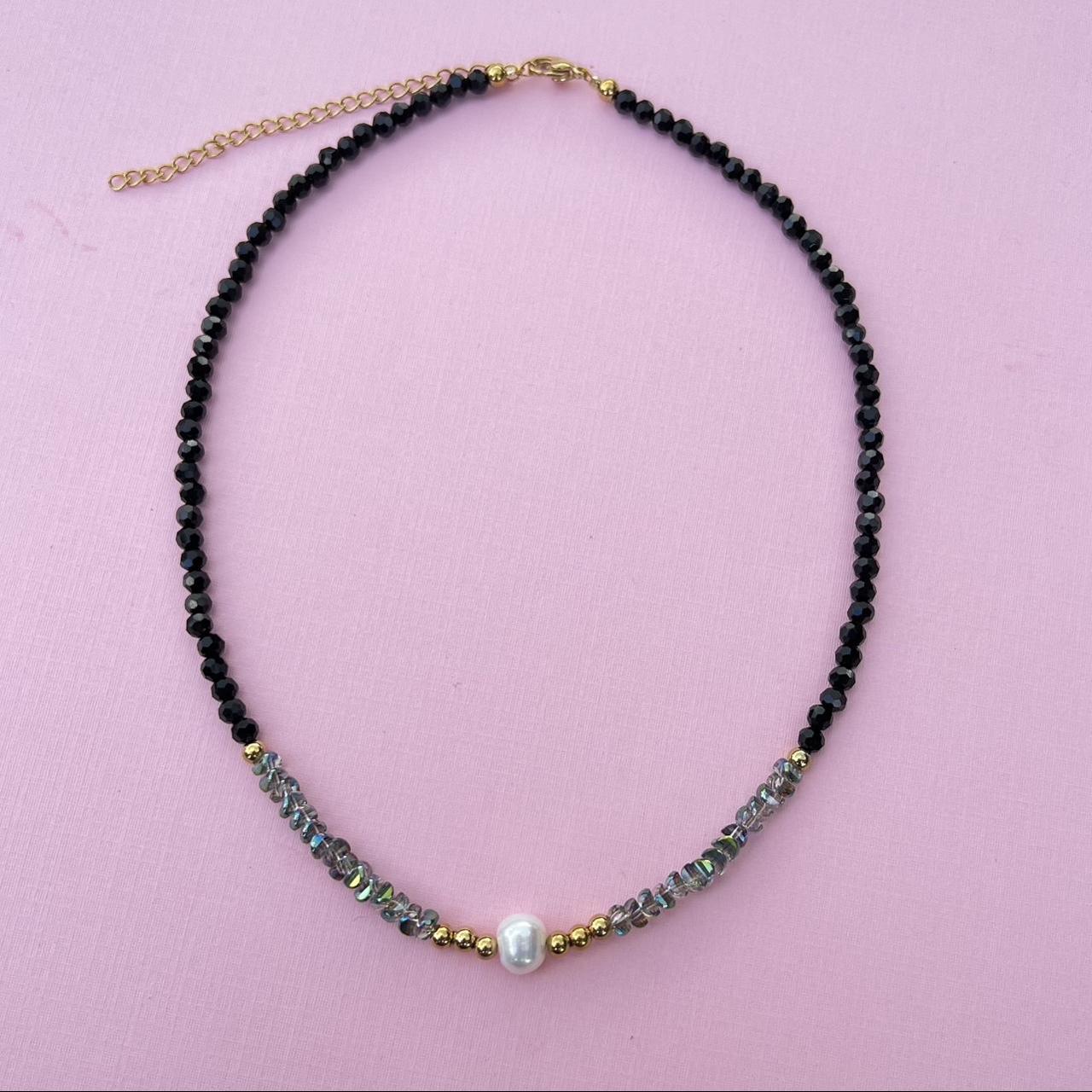 Black beaded necklace with pearl 💕 18 in length... - Depop