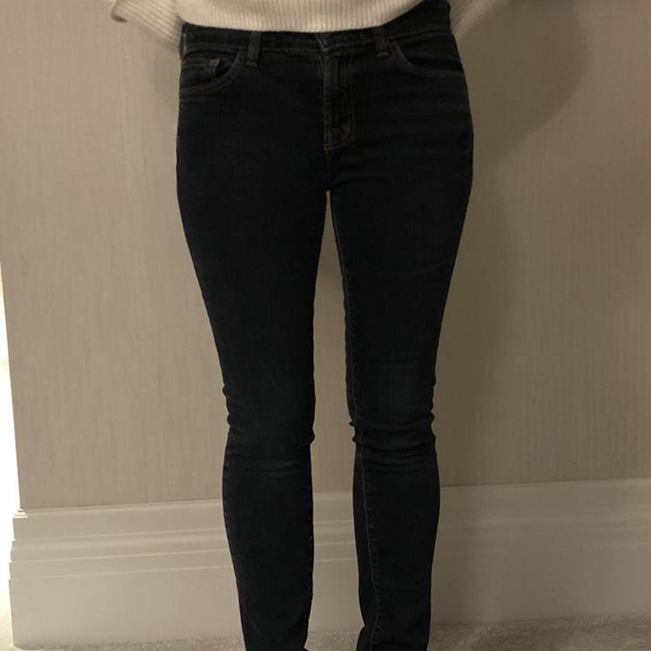 Low waisted jeans J Brand Jean size 26 - Depop