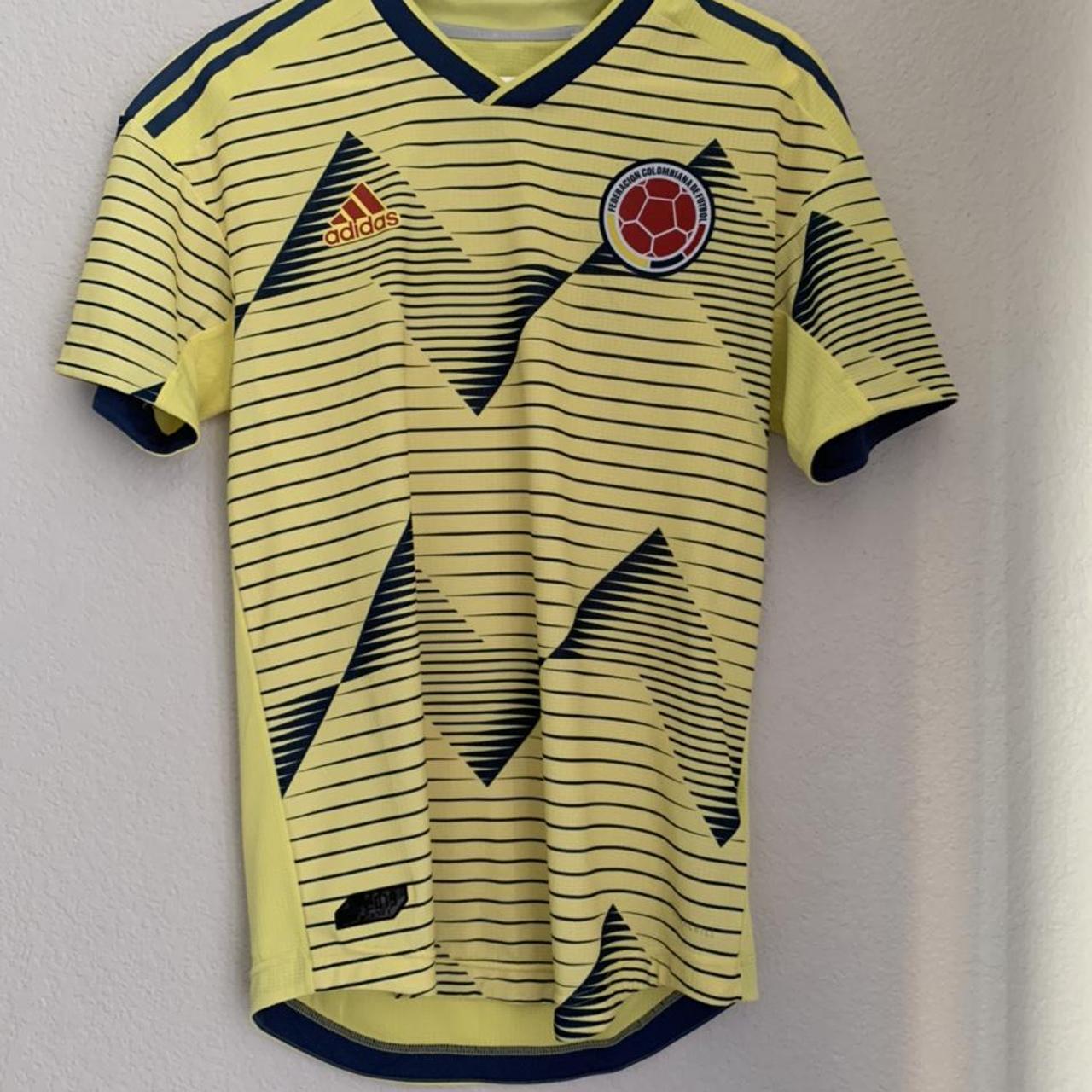 Colombia jersey - Depop