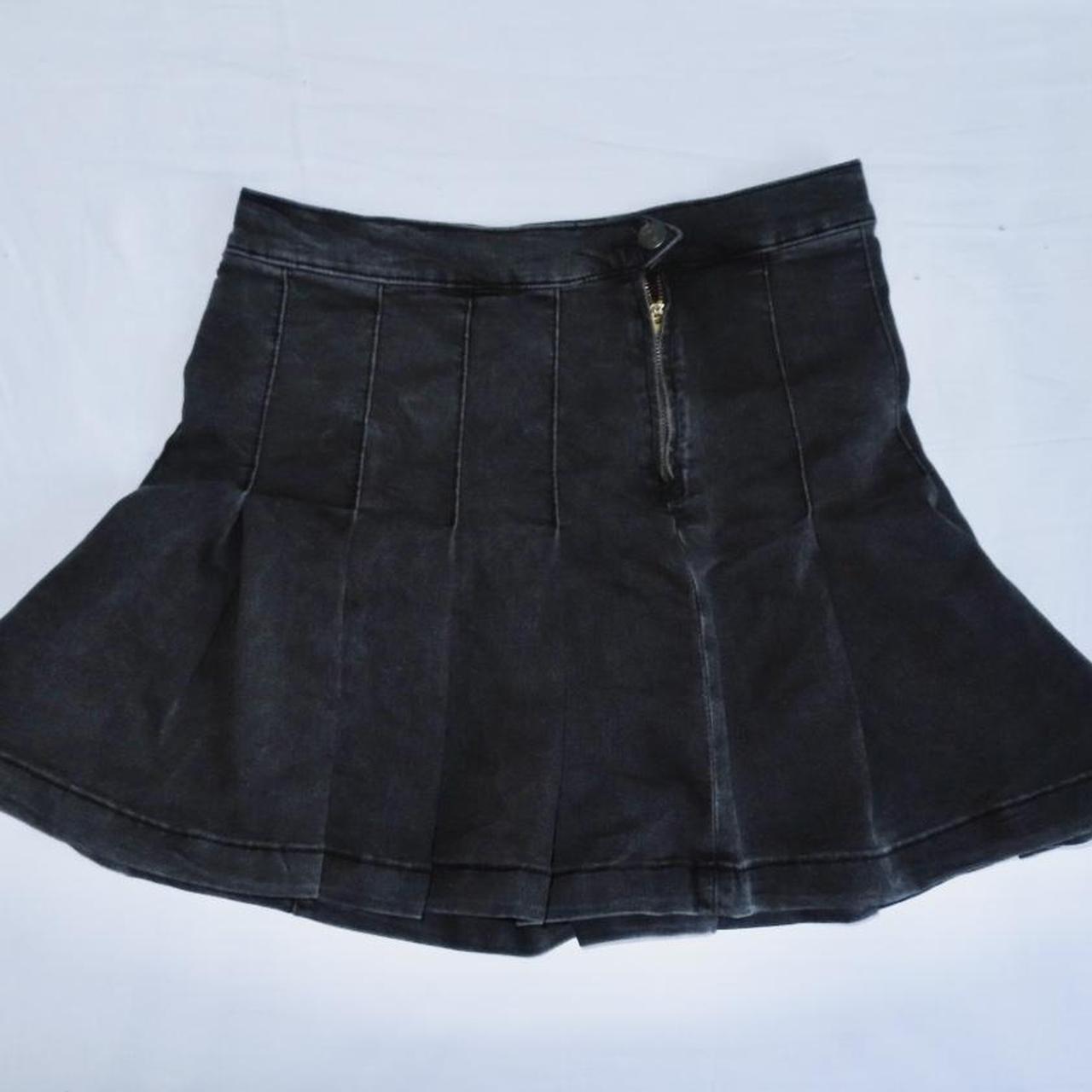 grey pleated denim mini skirt - SIZE M - like new... - Depop