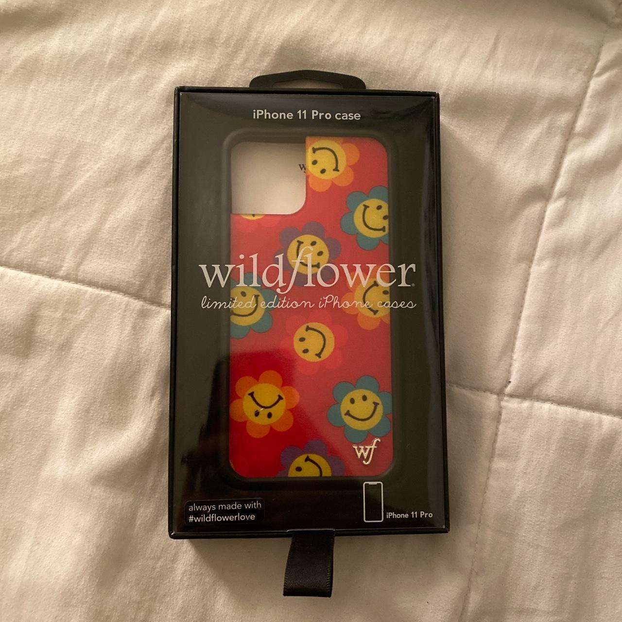 very cute flower smiley face case!! literally brand... - Depop