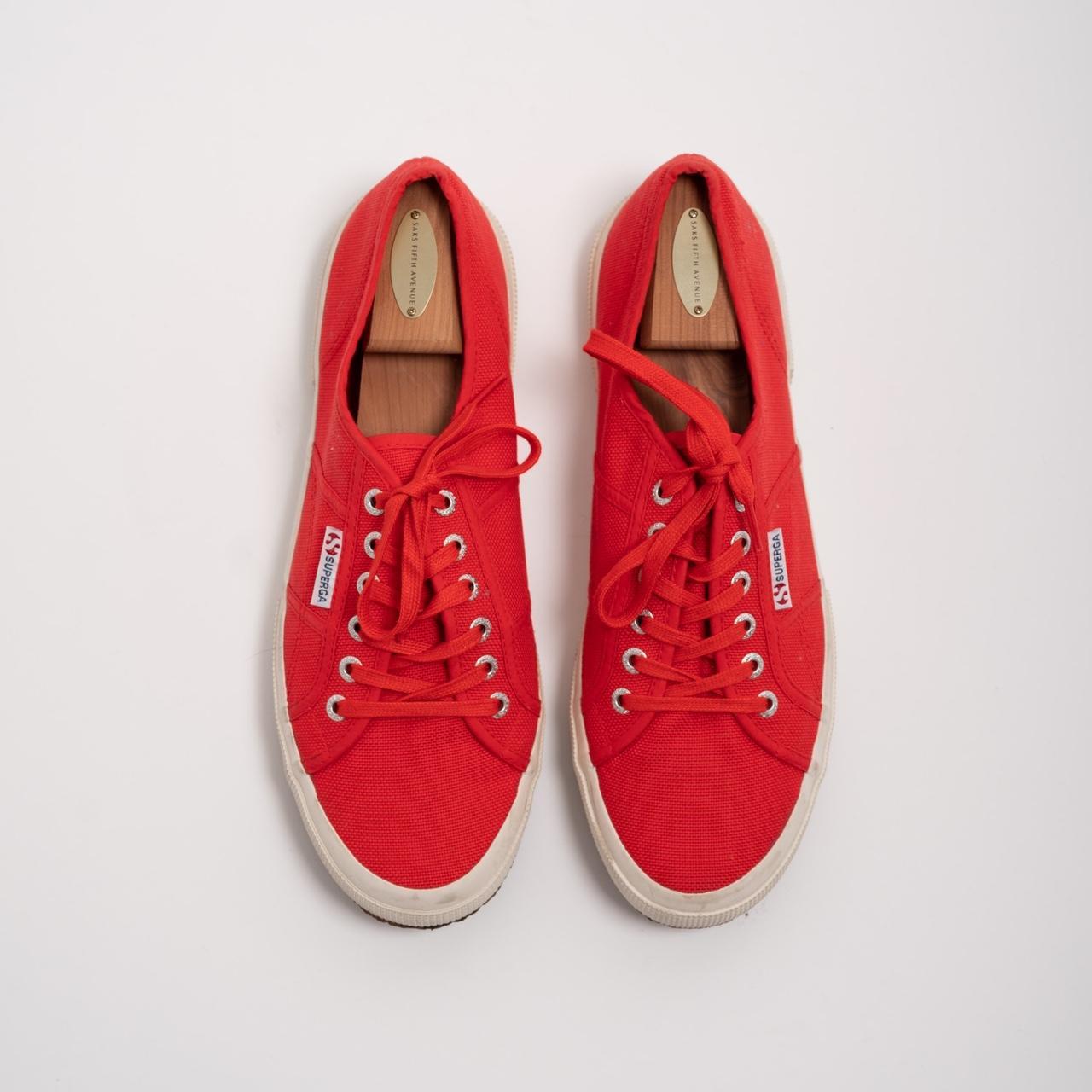 Red supergas! A true classic. These are in very good... - Depop