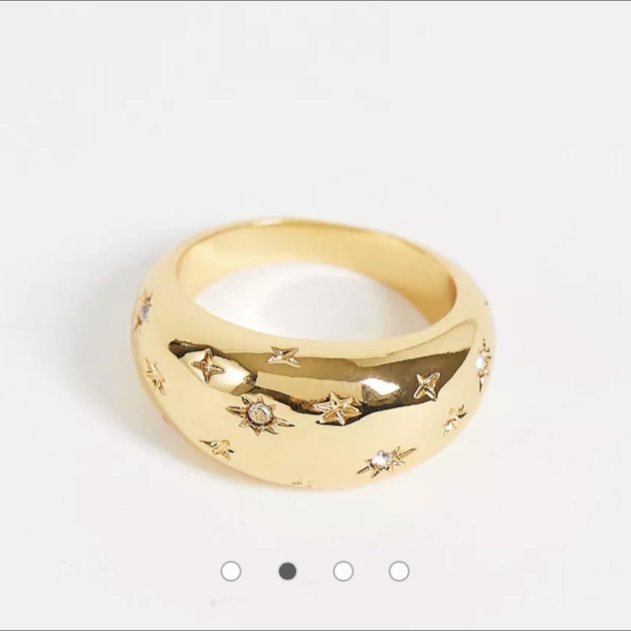 super cute y2k gold ring -diamente... - Depop