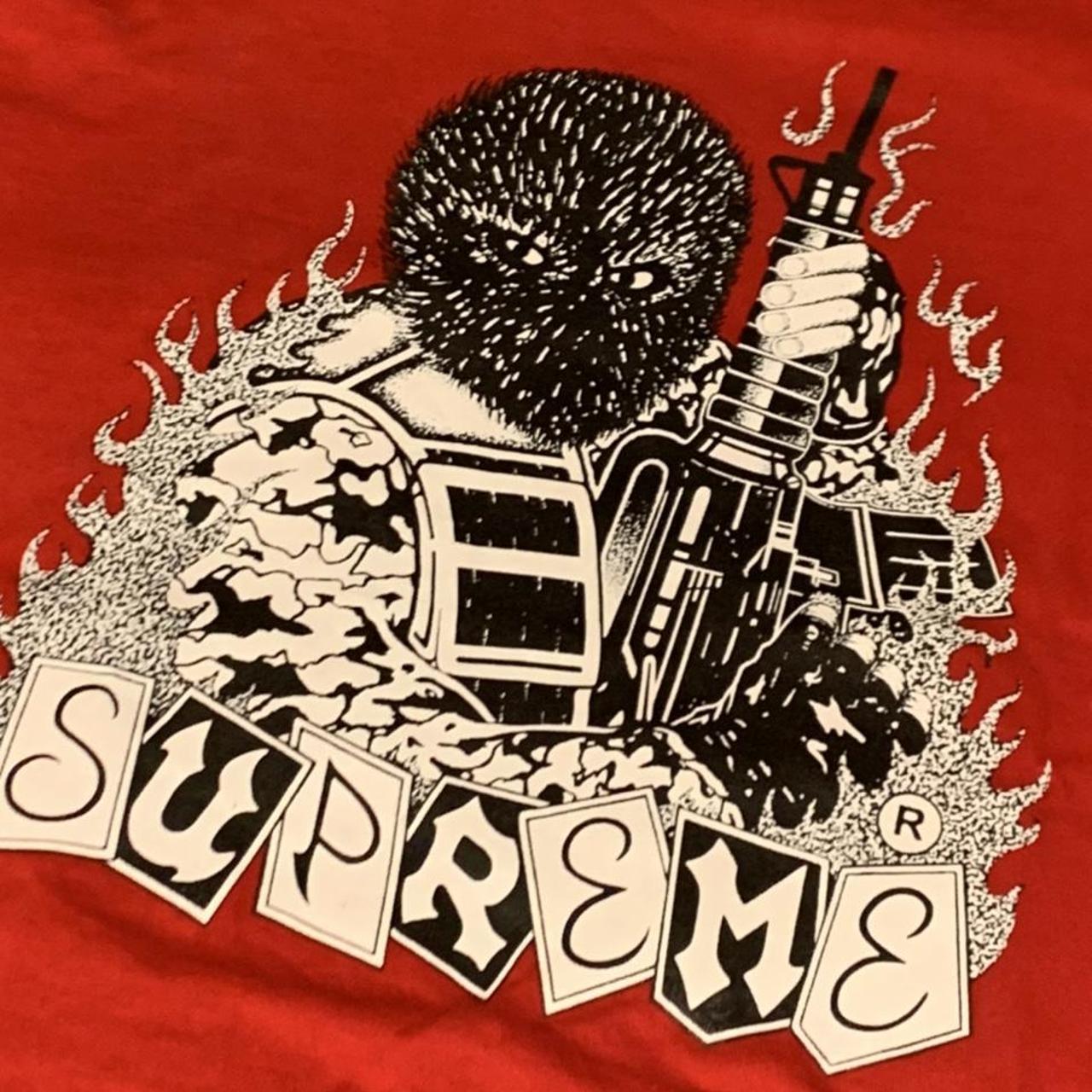 Supreme Men's T-shirt | Depop