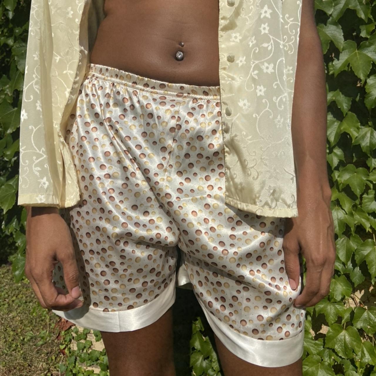 Medium sized Silky 🍋 lemon creamsicle polo 🐣 w/... - Depop