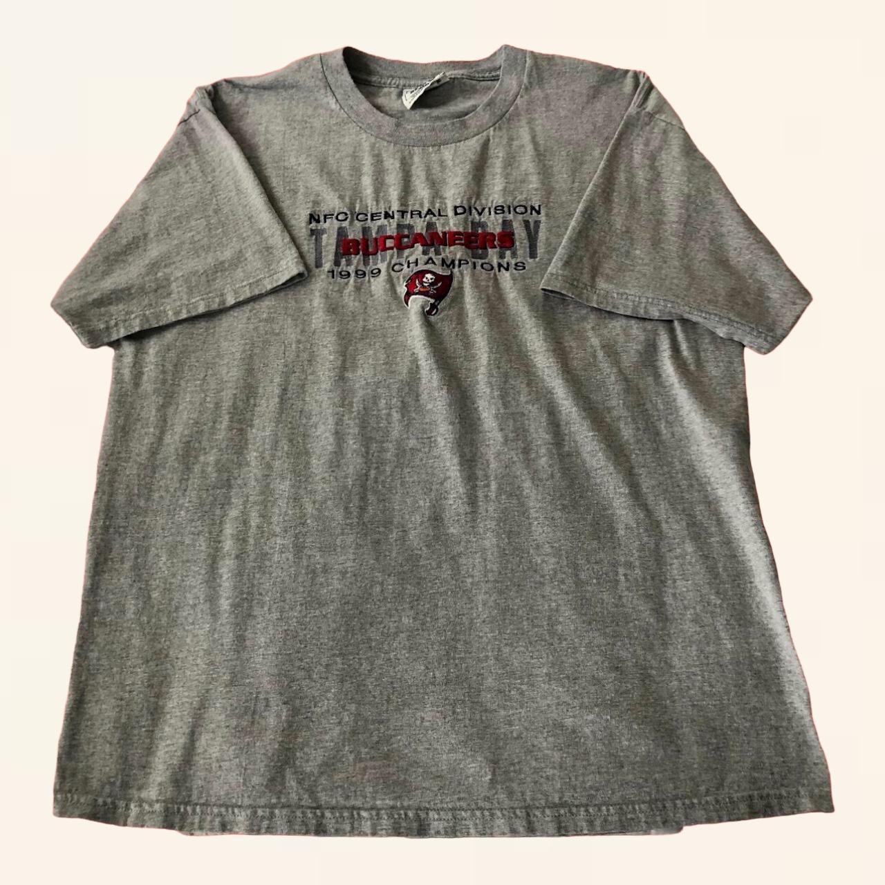 Lee Sports embroidered 1999 Tampa Bay Buccaneers... - Depop
