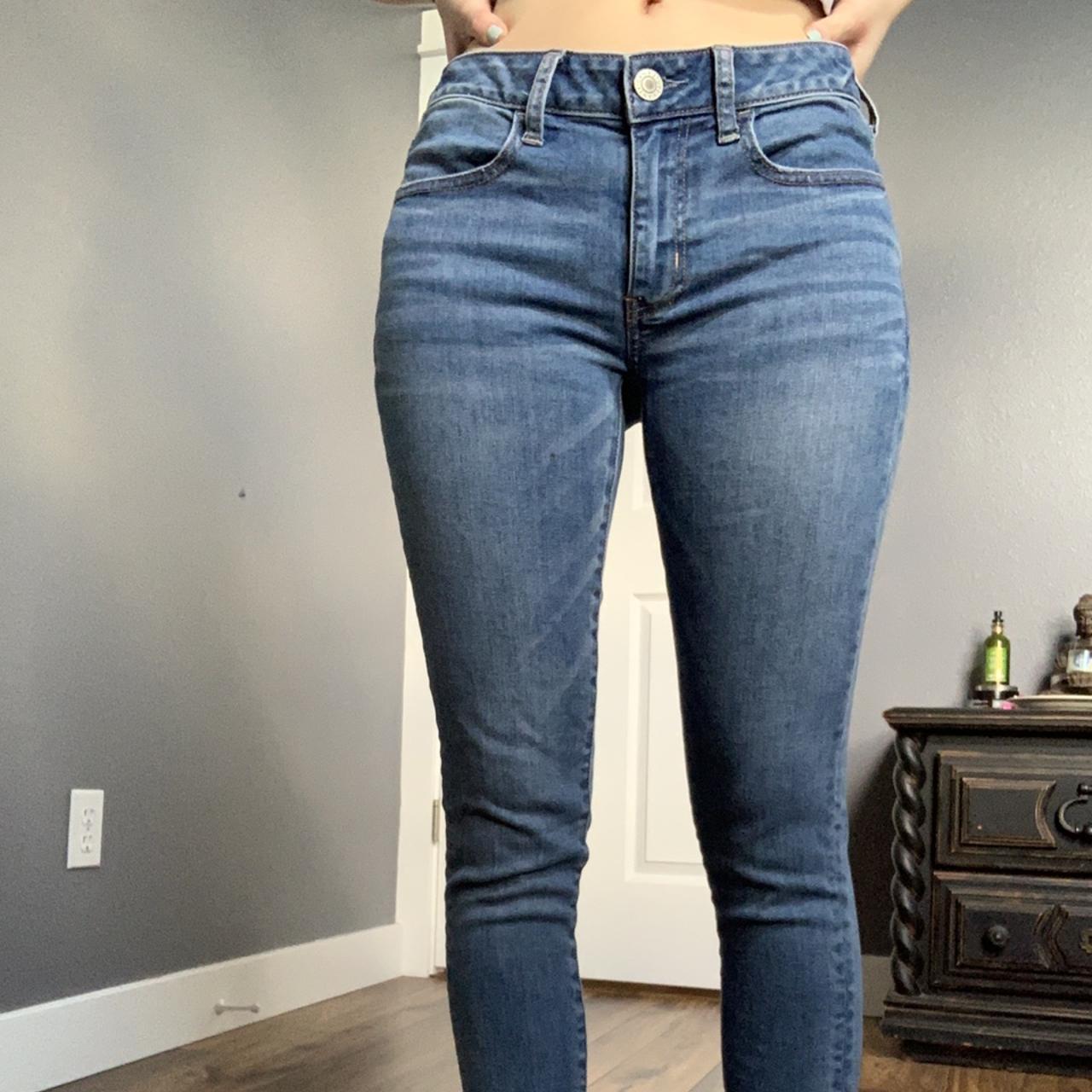 American Eagle size 2 mid rise skinny jeans. No... - Depop