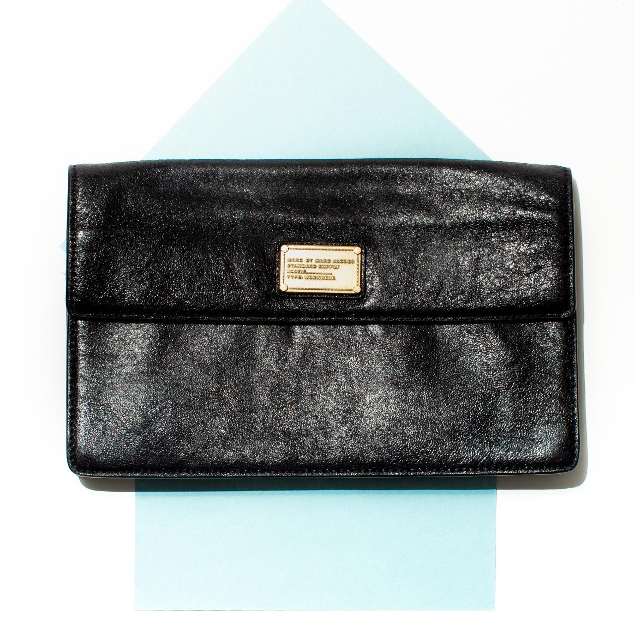 minimalist day to night utility envelope-style... | Depop