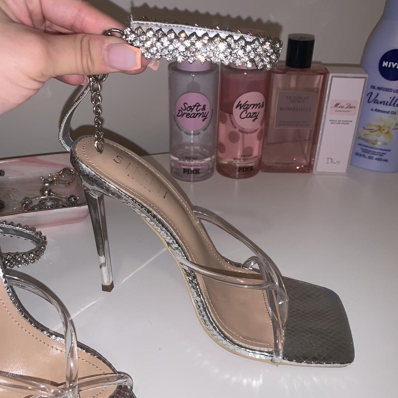 Simmi Women's multi Sandals | Depop