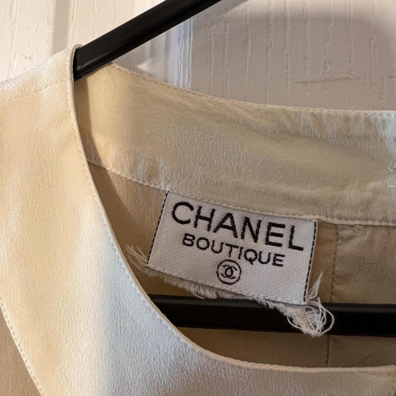 Vintage Chanel sleeveless beige and cream silk... - Depop
