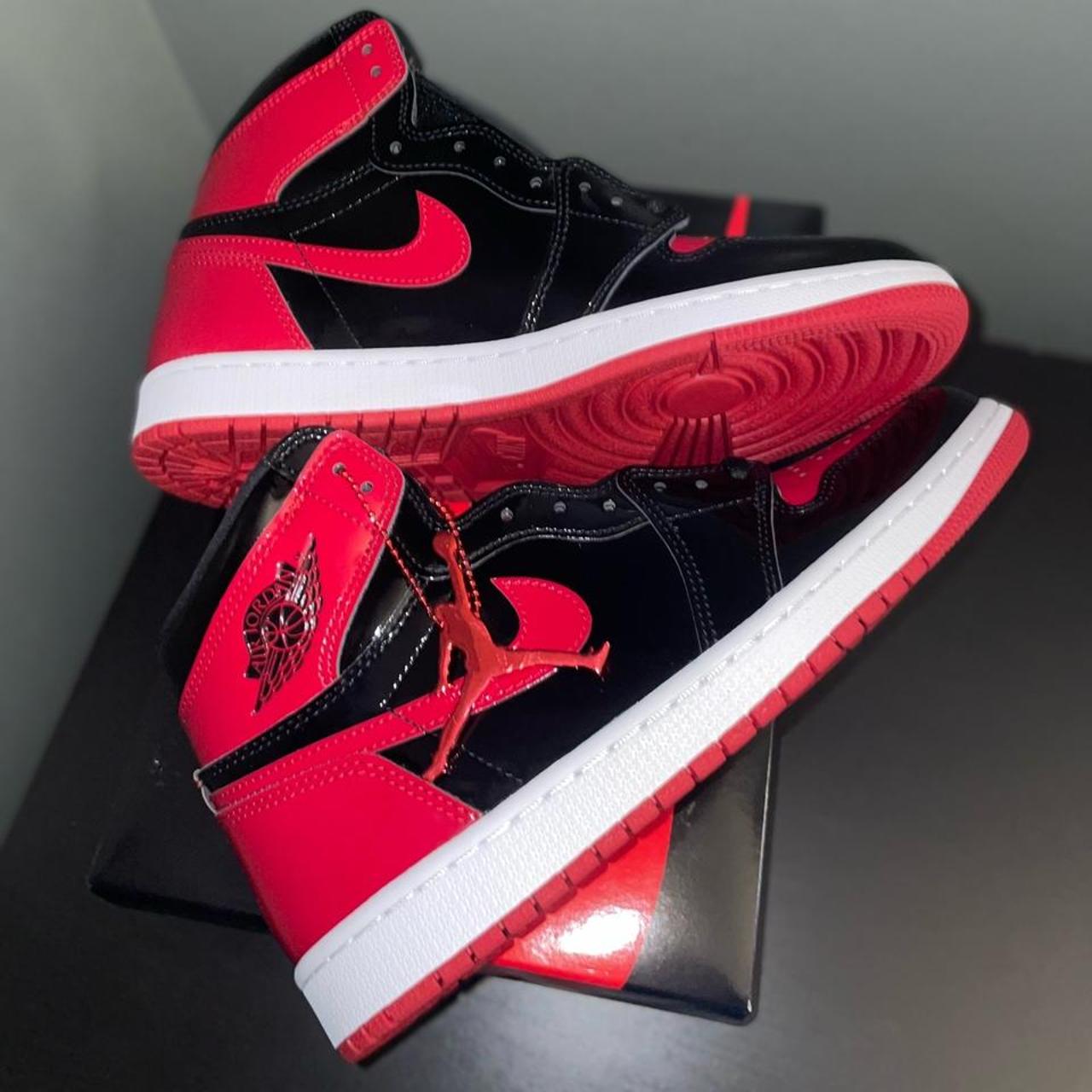 Jordan Men's Red and Black Trainers | Depop