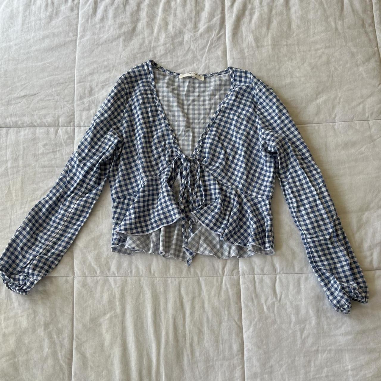 BLUE GINGHAM BLOUSE strings untie at the center and... - Depop