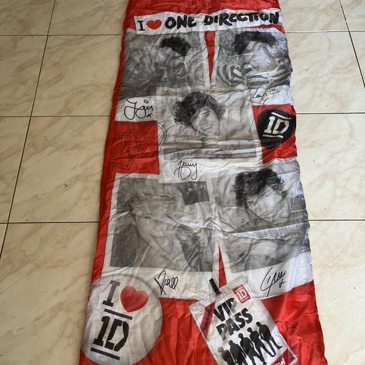 One Direction Sleeping Bag Excellent condition... - Depop