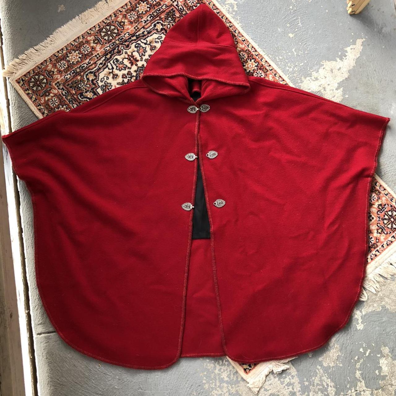 SEE VIDEO FOR TRY ON! Vintage red wool cape with... - Depop