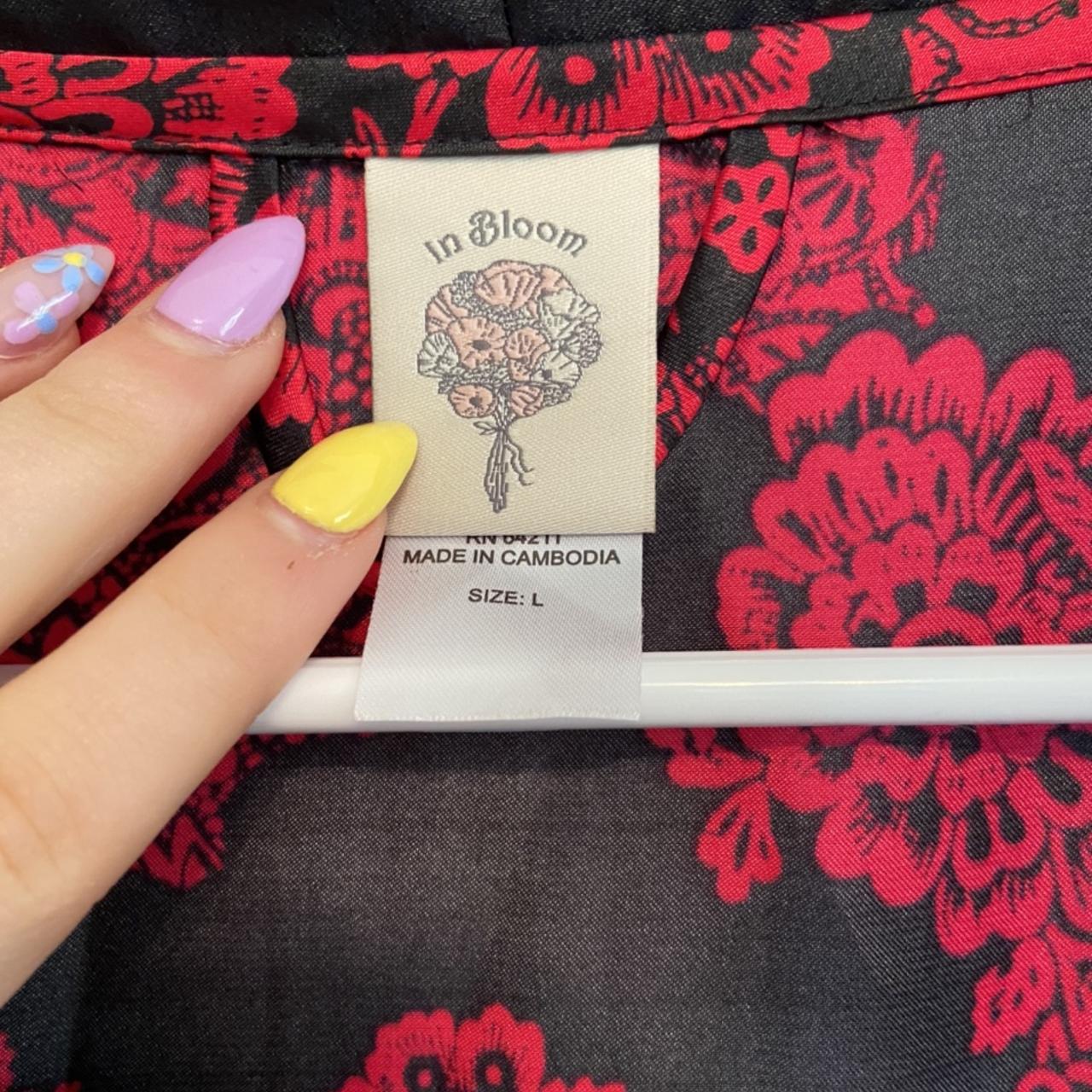 Women's Black and Red Robe | Depop